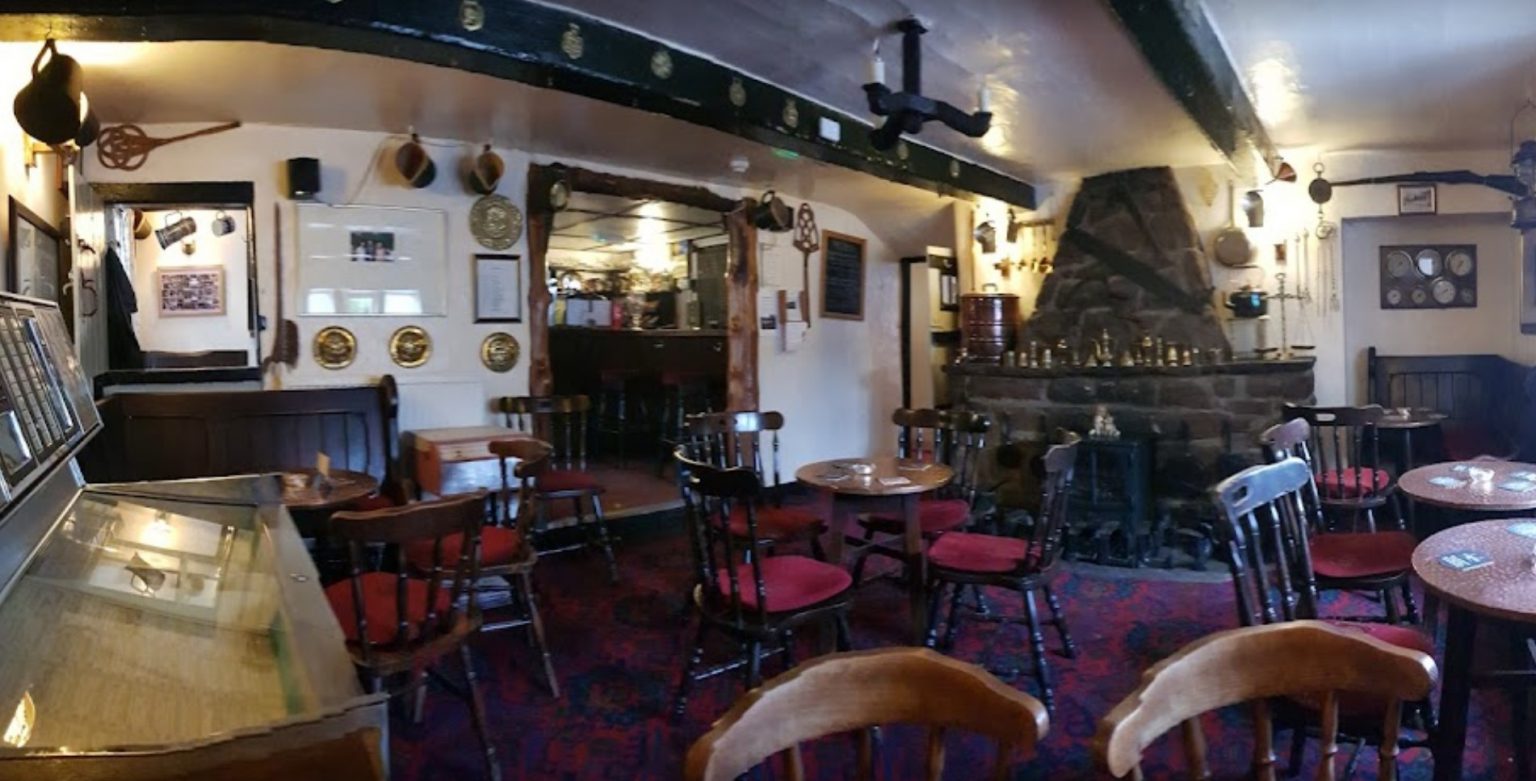 The Fox Inn - Visit New Mills